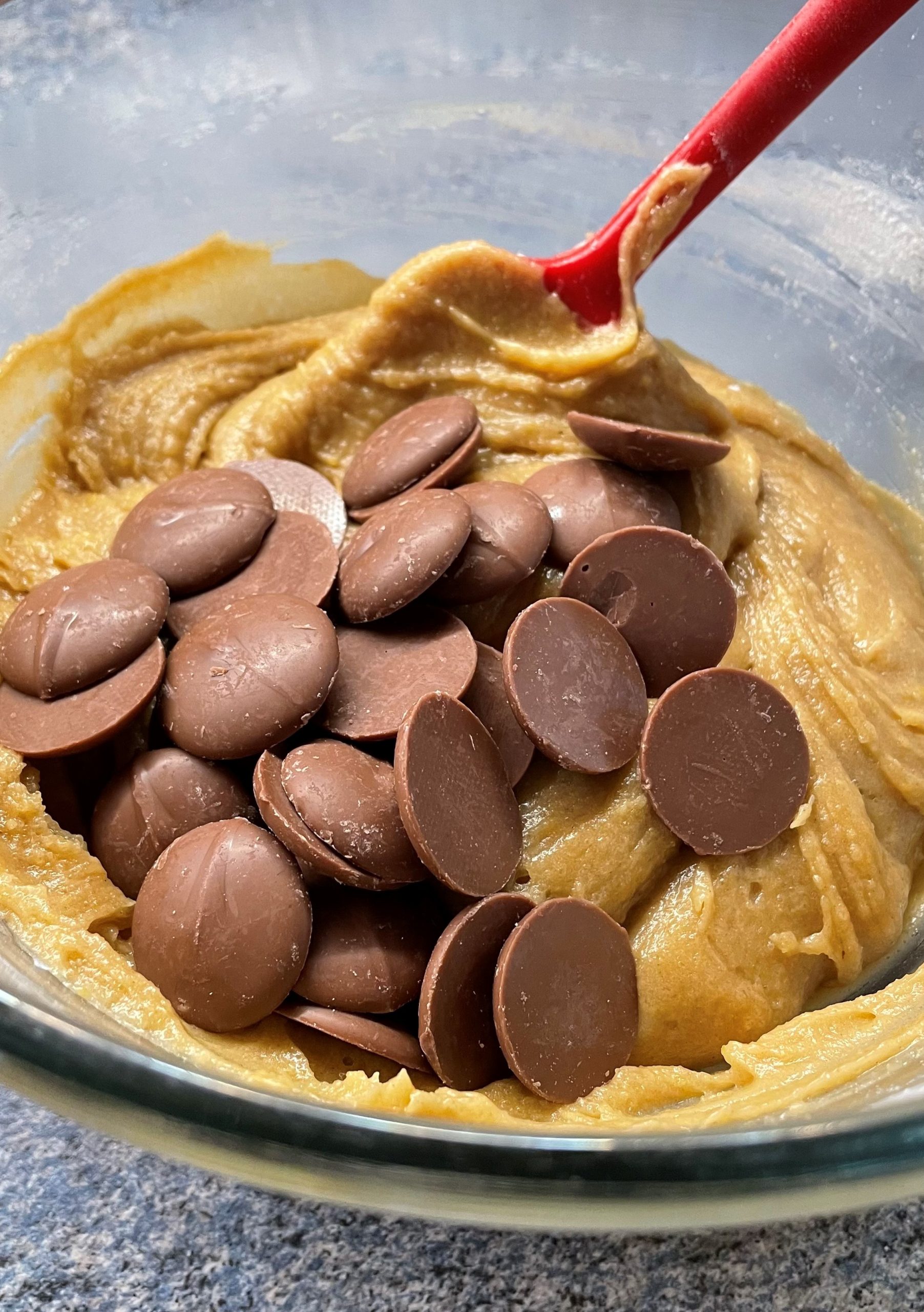 Coffee, Biscoff, Chocolate Caramel Button Cookies - The Monday Corner